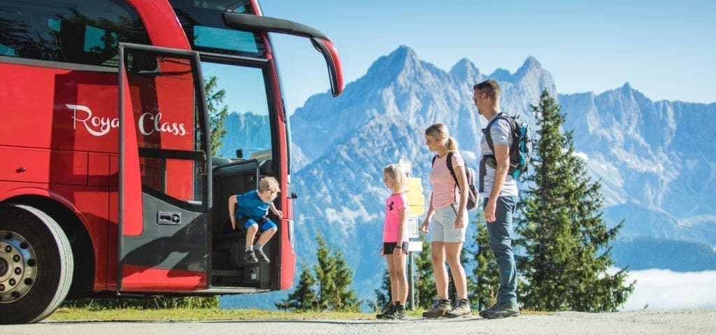 The hiking bus to start every hike up the Rossbrand